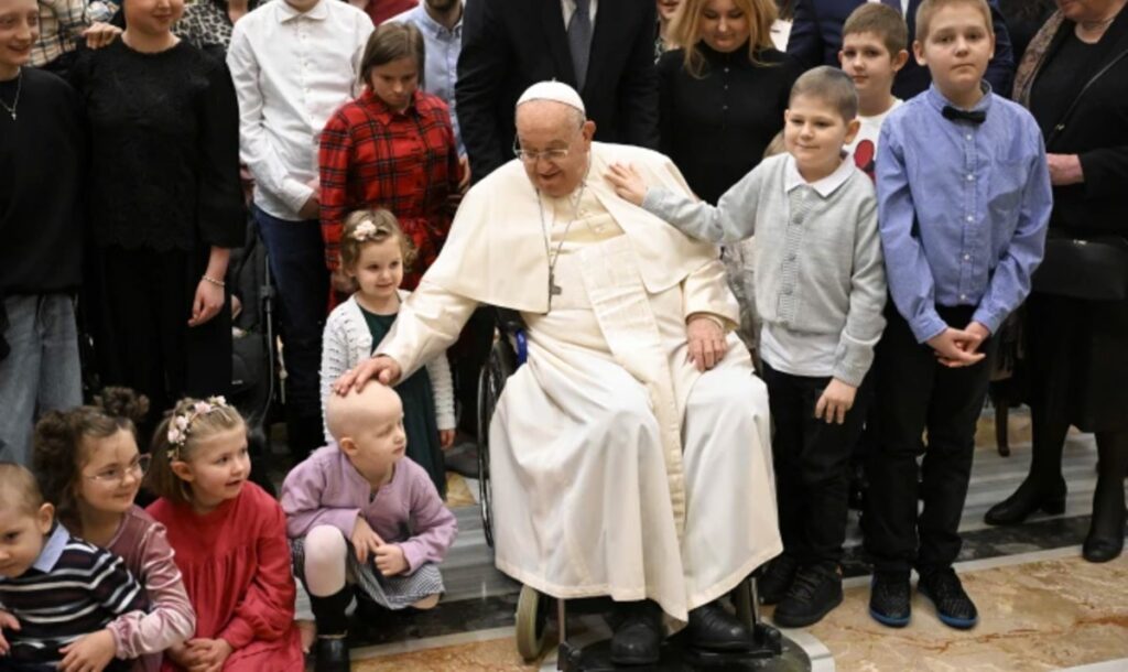 The Meaning and Importance of Genuflection in Catholic Worship ...