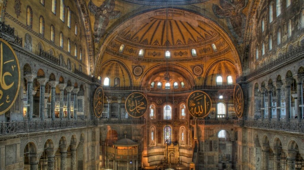 Hagia Sophia: The 1,600-Year-Old Megastructure Where Heaven and Earth ...