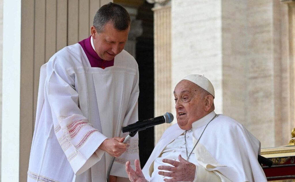 Vatican Defrocks Spanish Priest Who Branded Pope Francis a Heretic ...