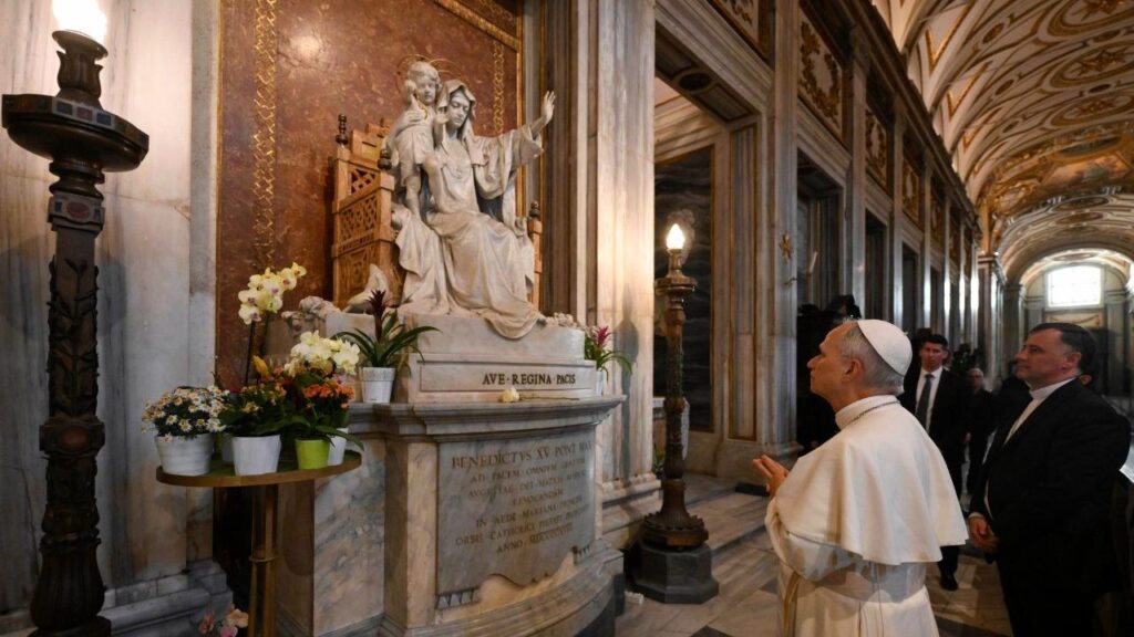 Pope Leo XIV Prays at Marian Shrines Following Election – Catholic Online News